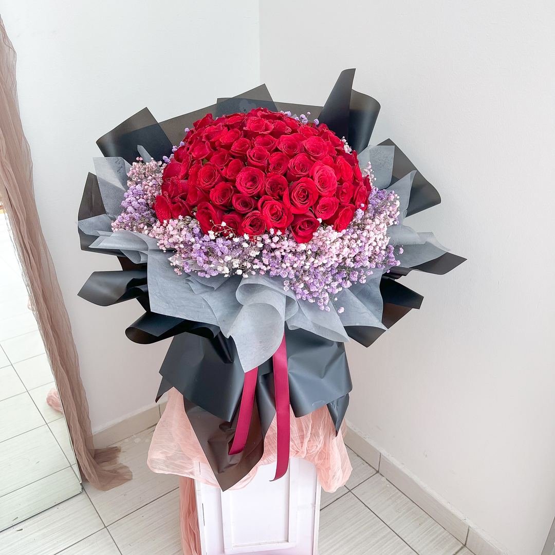 Fresh Flower | 99 Roses 爱你久久 - MyFloraland