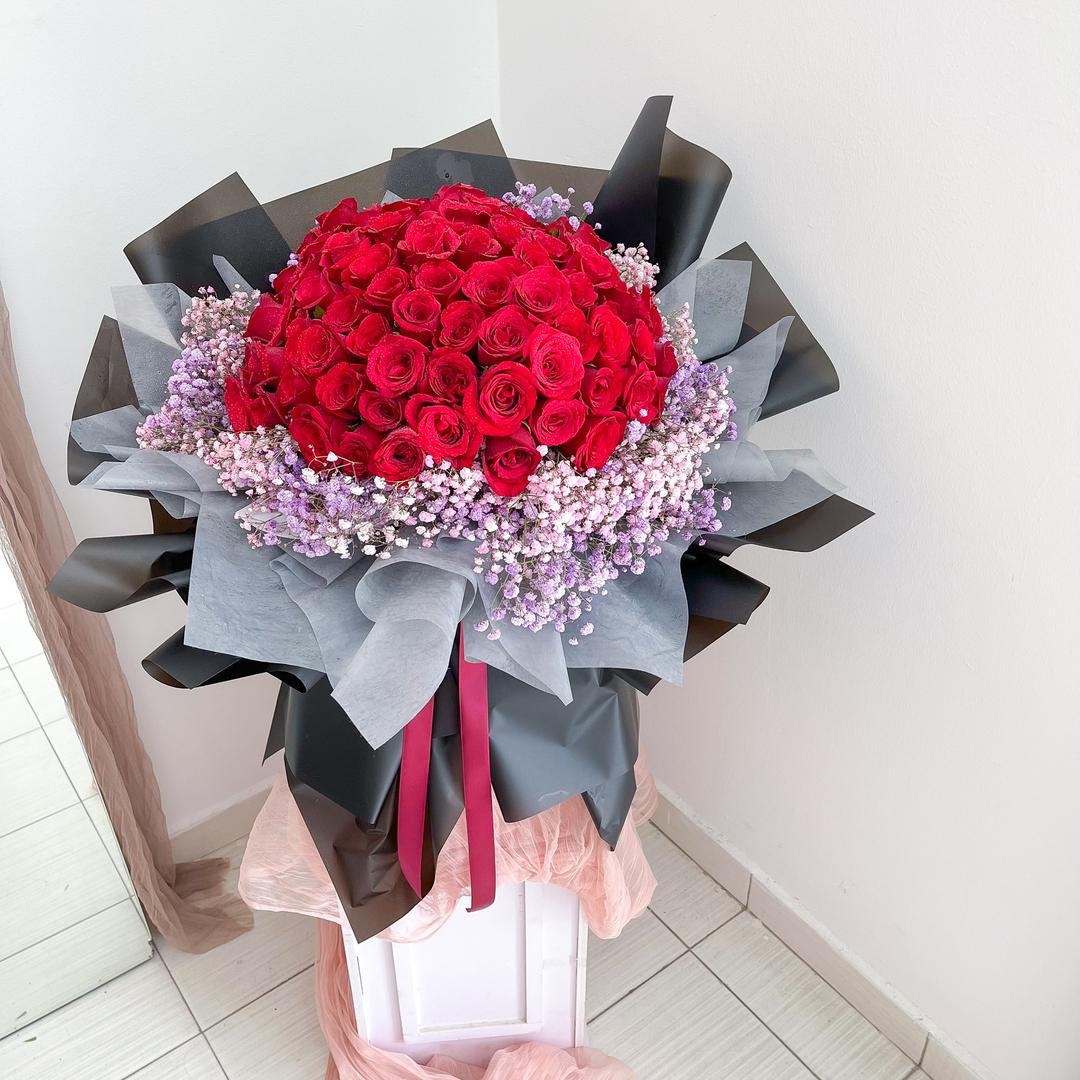 Fresh Flower | 99 Roses 爱你久久 - MyFloraland